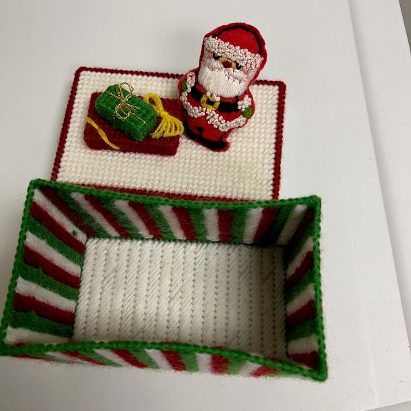 Handmade Plastic Canvas Christmas Recipe Box - Chickenmash Farm